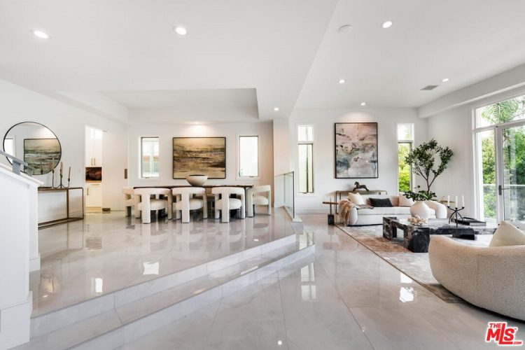 Venice Duplex Listed for $2.2M Near Beach and Commercial Corridors ...